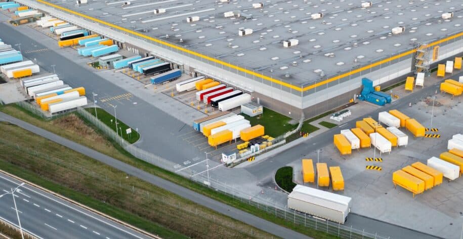 Semi Trailer GPS Tracking: Benefits and How to Choose Tracking Devices ...