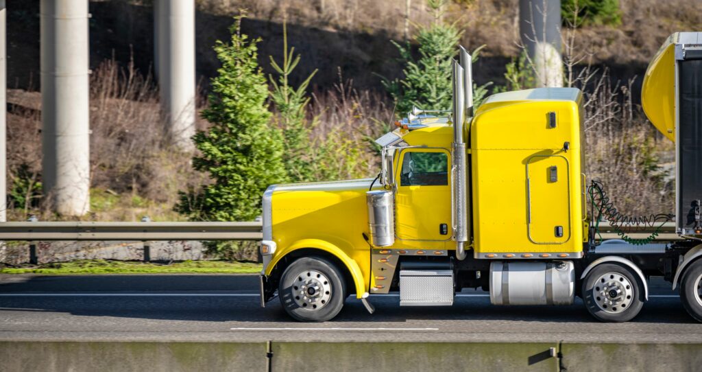 Fleet Tracking Devices: Benefits, Features and Advantages of GPS Fleet ...