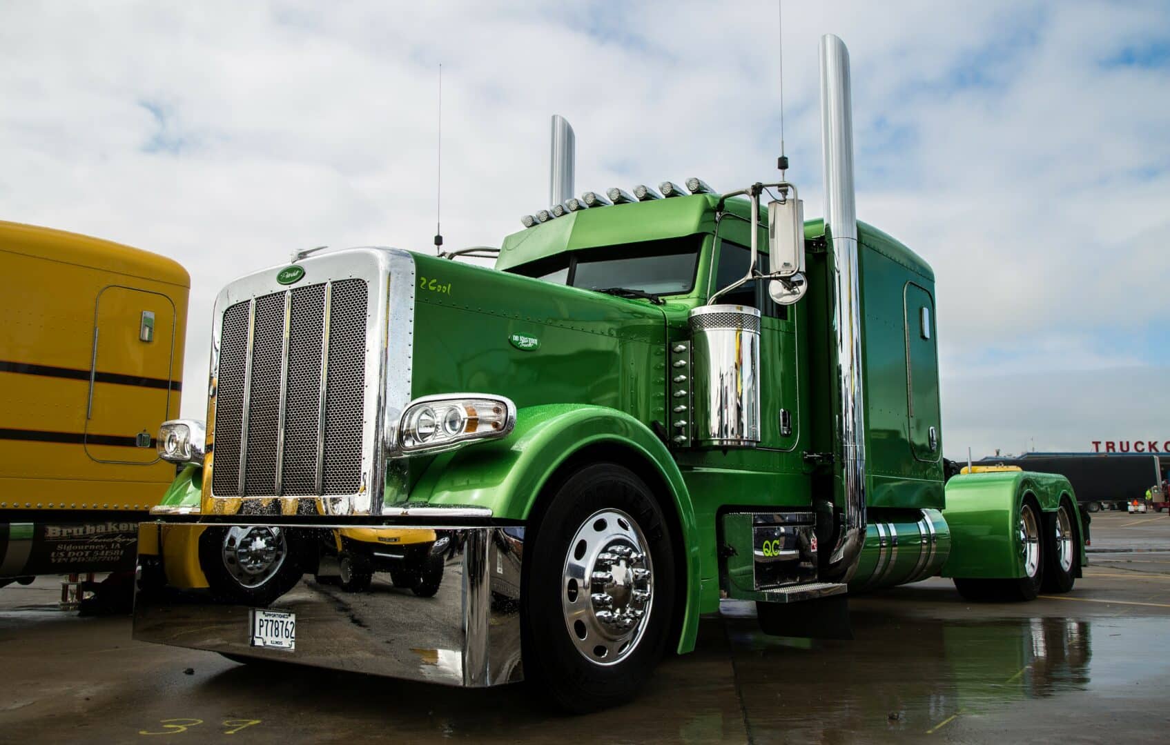 DOT Driver Hours of Service: Rules, Impact of HOS Regulations, Best ELD ...