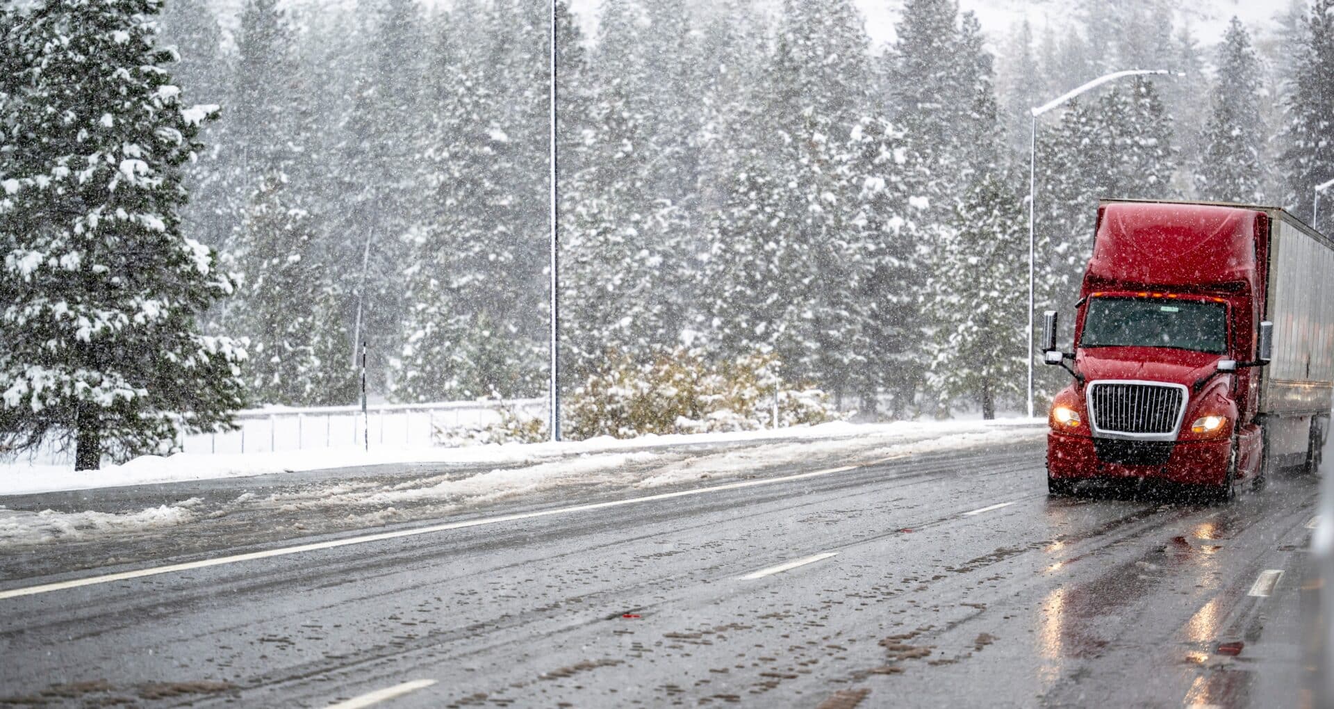 Best Logbook: Features of Trucker Logbook Apps, Top Logbook Providers