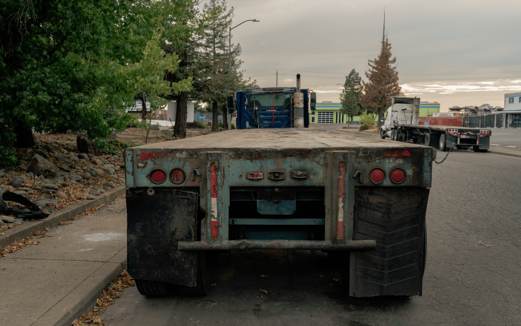 Canadian Truck Log Book Requirements and Compliance | HOS247